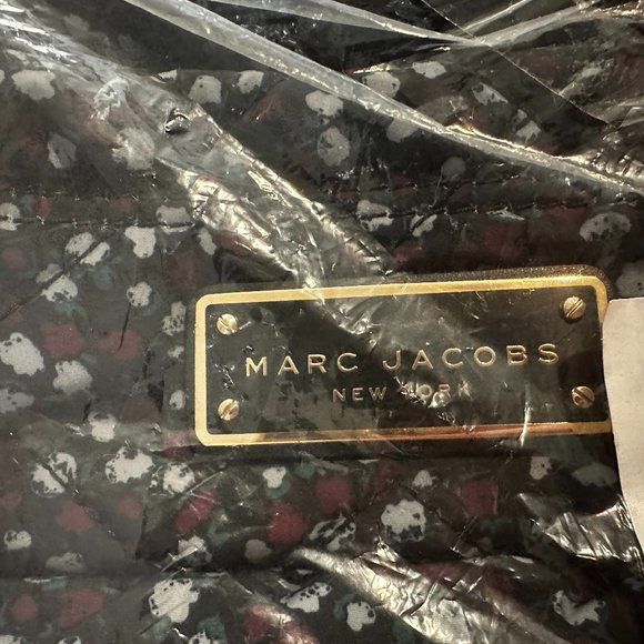 Marc Jacobs | Bags | Quilted Nylon Marc Jacobs Multi Use Bag Brand ...